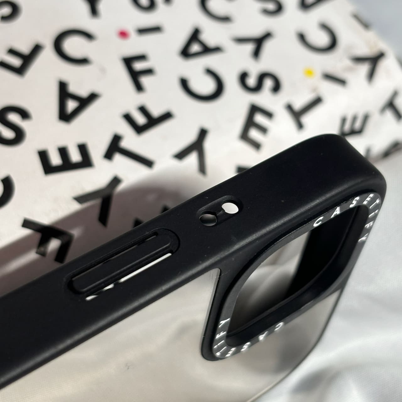 #我要賣 Casetify鏡面手機殼 i15 極新半價售 - 二手交易板 | Dcard