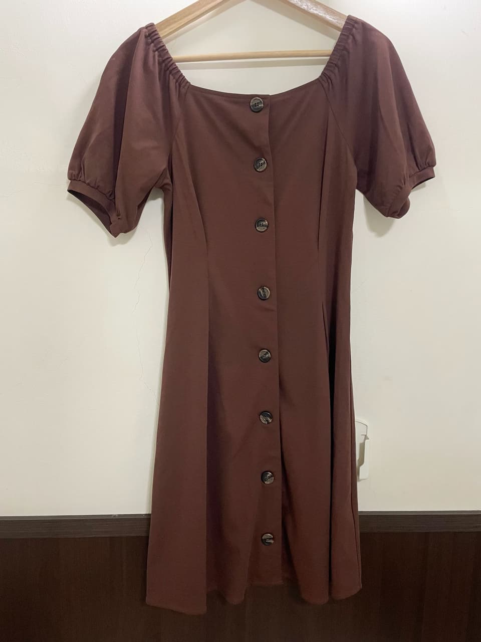 #我要賣 Lowrys farm/Unqilo/Gu/earth music/zara/H&M/正韓 衣服裙子洋裝外套 - 二手交易板 | Dcard