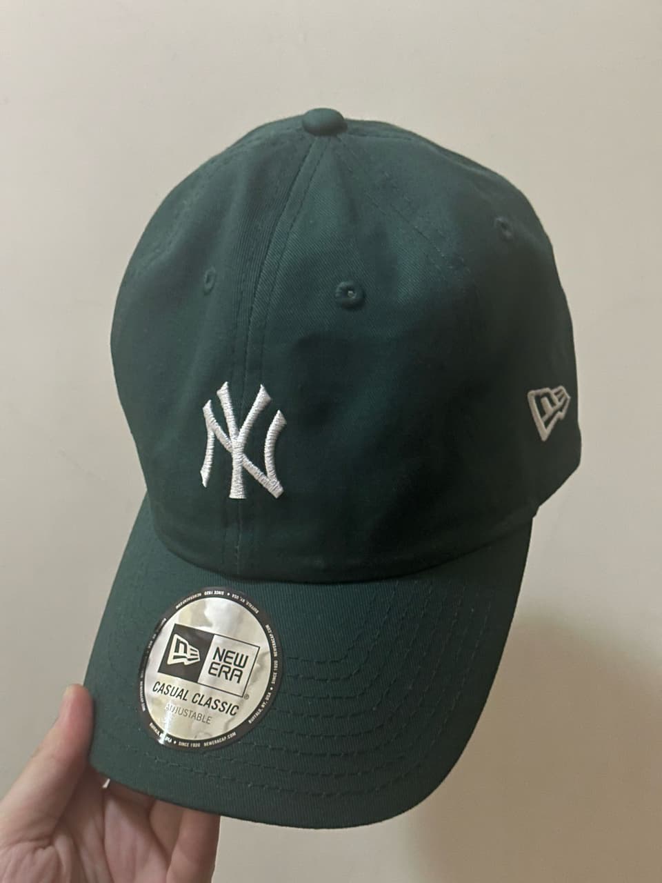 #我要賣 （已售出）NEW ERA Casual Classic 棒球帽/紐約洋基深綠 - 二手交易板 | Dcard