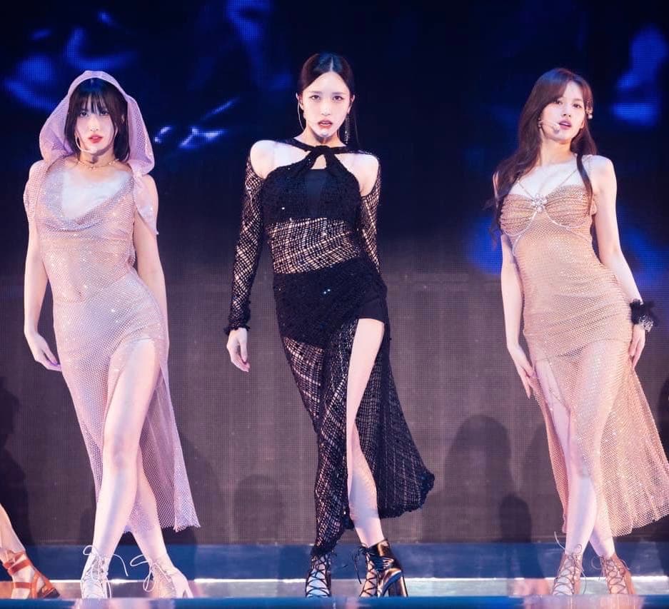 #撒花 MISAMO回歸，不留活口的Mina - TWICE板 | Dcard