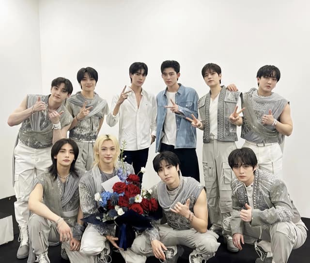 #詢問 不同國家的藝人合照？！ - 追星板 | Dcard