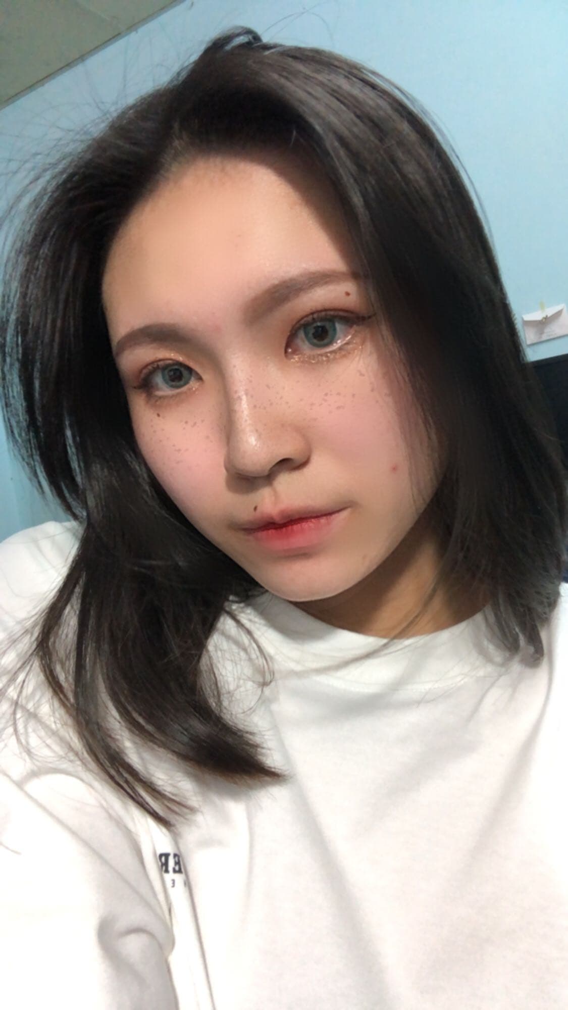 #分享 VLENS 迷霧藍綠 - 隱形眼鏡板 | Dcard