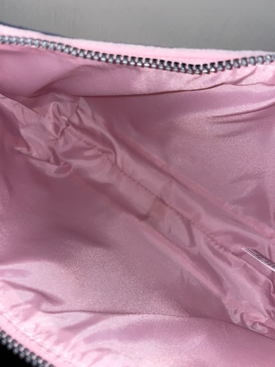 #分享 H&M 聯名BP包包 - BLACKPINK板 | Dcard