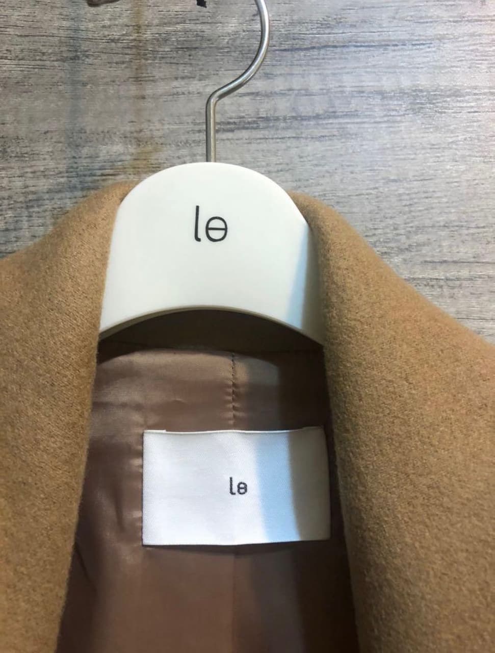 #我要賣 #我要賣 全新W concept 韓國品牌LE 羊毛保暖大衣 - 二手交易板 | Dcard