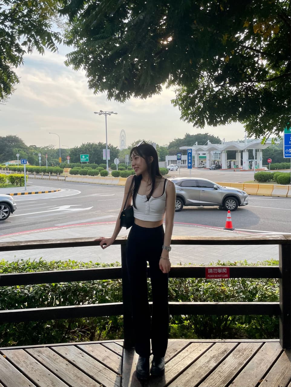 #分享 155cm 夏末黑白灰日常穿搭🤍🖤 - 穿搭板 | Dcard