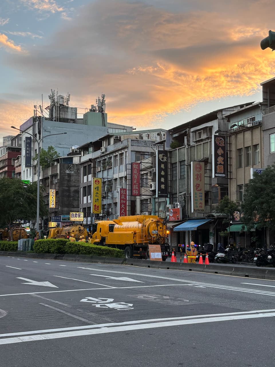 Dcard氣象主播直接帶大家進入主題～第8號颱風竹節草死而復生 - Sinsin姊姊 (@wonderfultoo) | Dcard