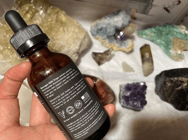 一顆老青春痘，讓我挖掘出 CBD + NMN 延緩老化的功效，膠原蛋白免了拉！ - 閒聊板 | Dcard