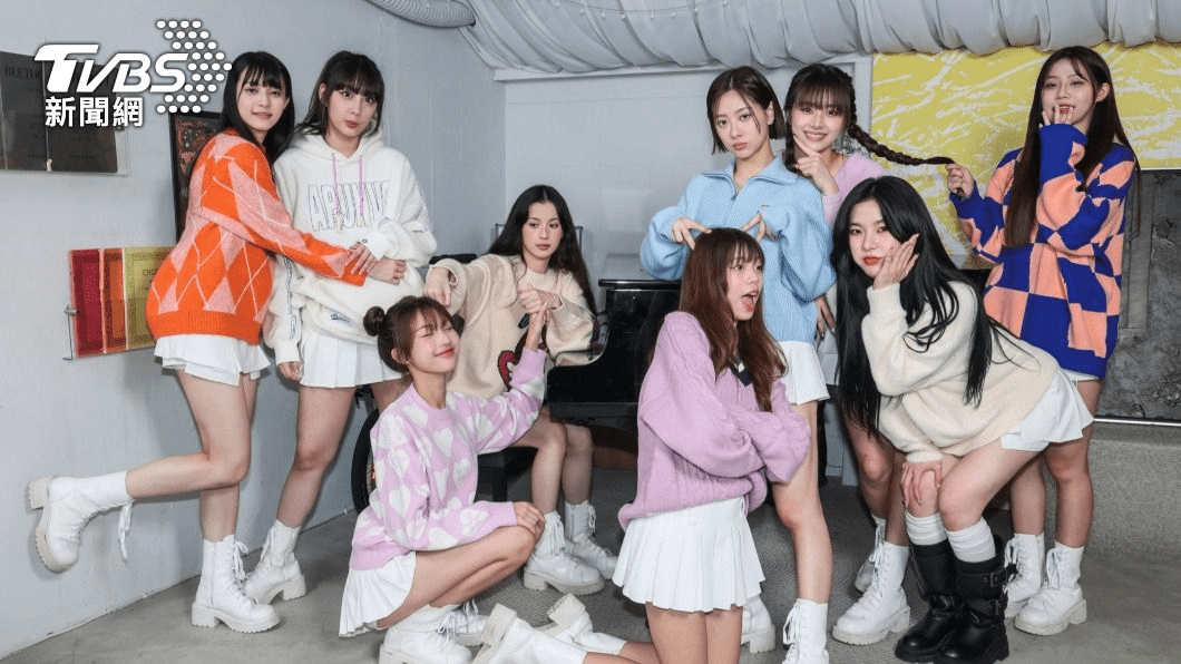 幻藍小熊 TVBS新聞網專訪 - 未來少女板 | Dcard