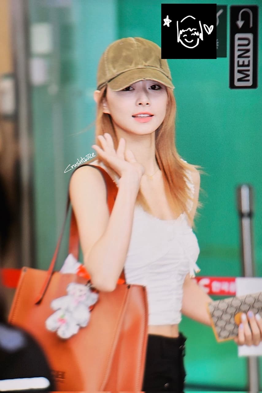 子瑜🦌飛往日本機場照💙🇹🇼🪽 - TW0614瑜粉🦌💙 (@erttfsayu) | Dcard