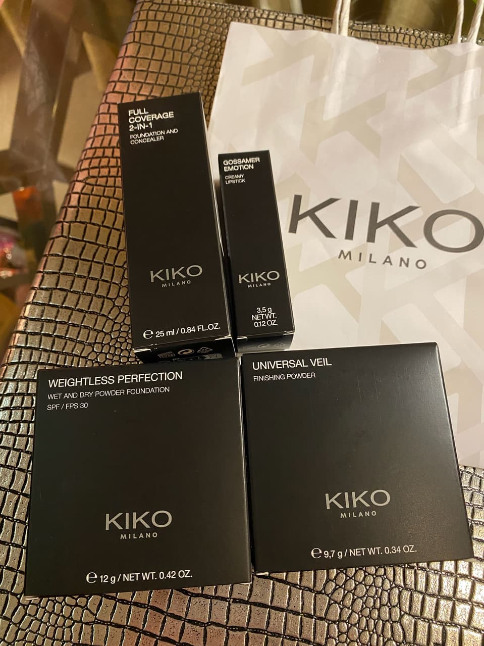 #分享 KIKO曼谷專櫃探店～泰國彩妝好好買（猛掐大腿） - 美妝板 | Dcard