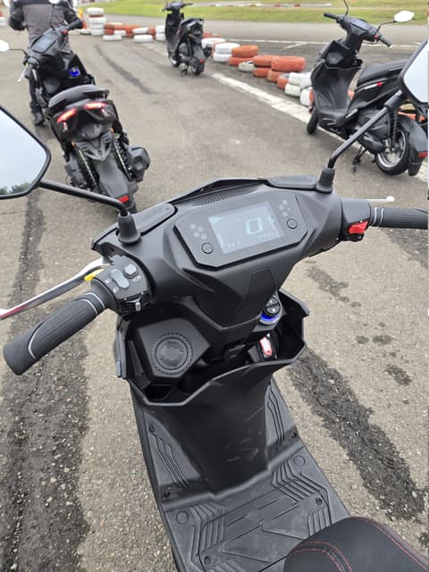 #車輛分享 RTS R 165試乘心得分享 - 機車板 | Dcard