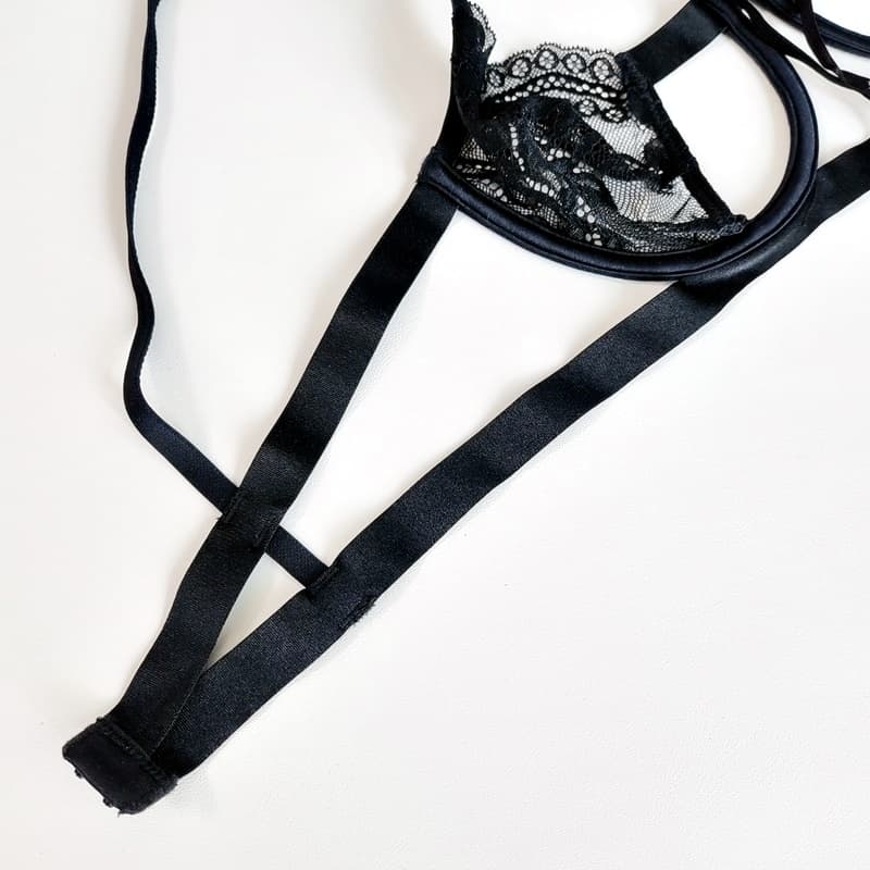 UW LINGERIE｜縷空露乳情趣內衣套裝．HF05垂涎 - 西斯板 | Dcard