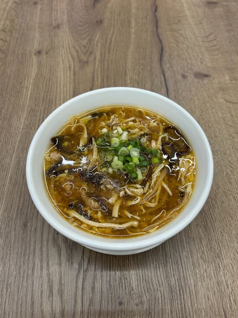 聽說是高雄平價頂替版的鼎泰豐⁉️這就來吃吃看了😎 - 捲捲 (@o_ooo) | Dcard