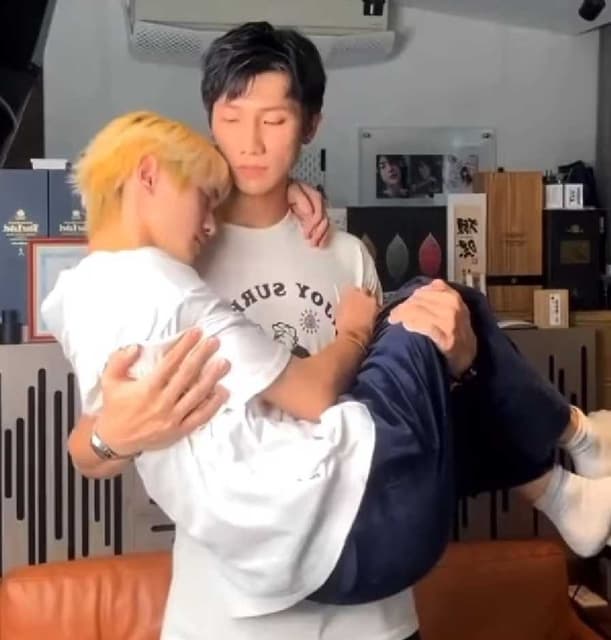 BL劇奇蹟的陳艾太好嗑了，但現實中的柏典更甜 - B27-2 留言 | Dcard