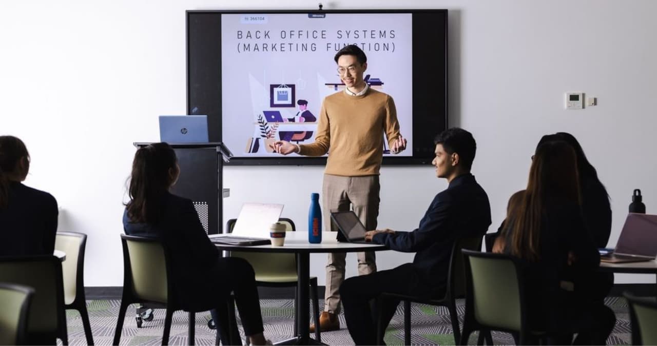 #打工度假 澳洲唯一提供50%帶薪全職實習的學校 ICHM，將由校方親自舉辦線上說明會 - 海外工作板 | Dcard