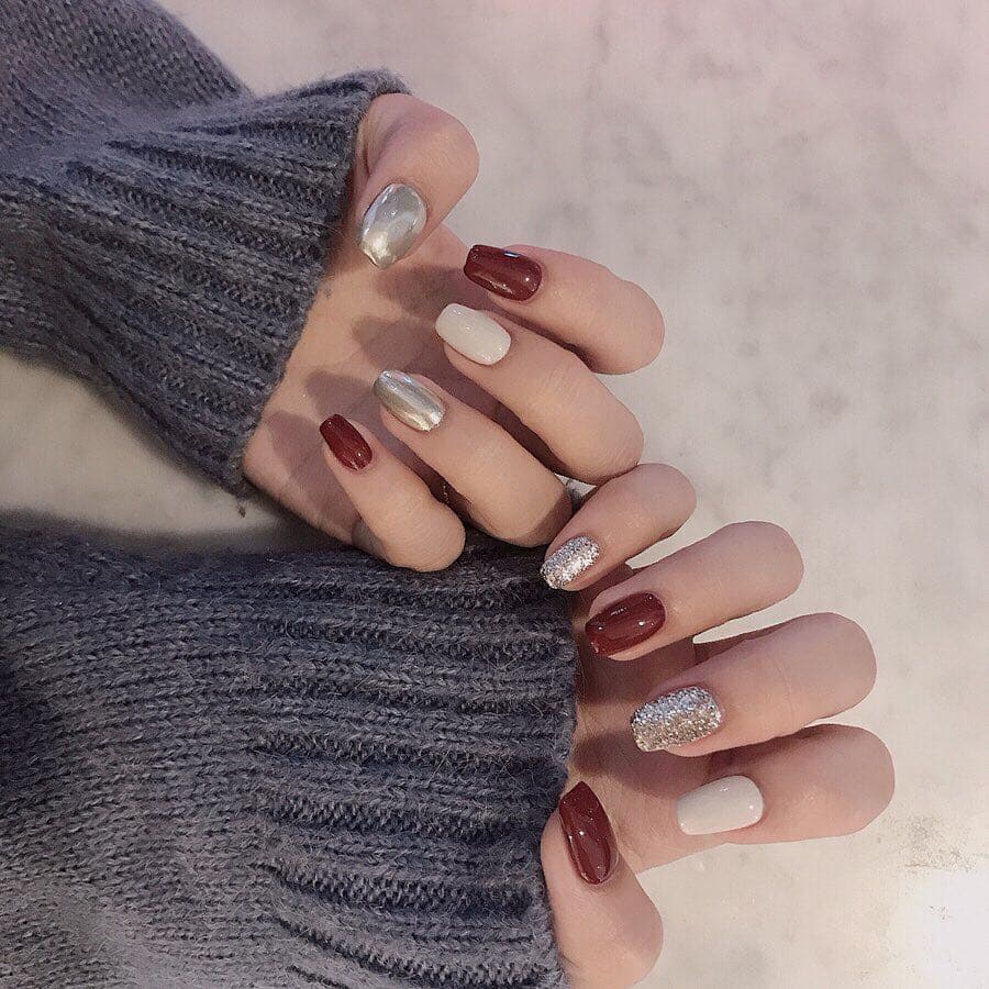 又來分享光療這條不歸路囉🥰 美甲板 Dcard