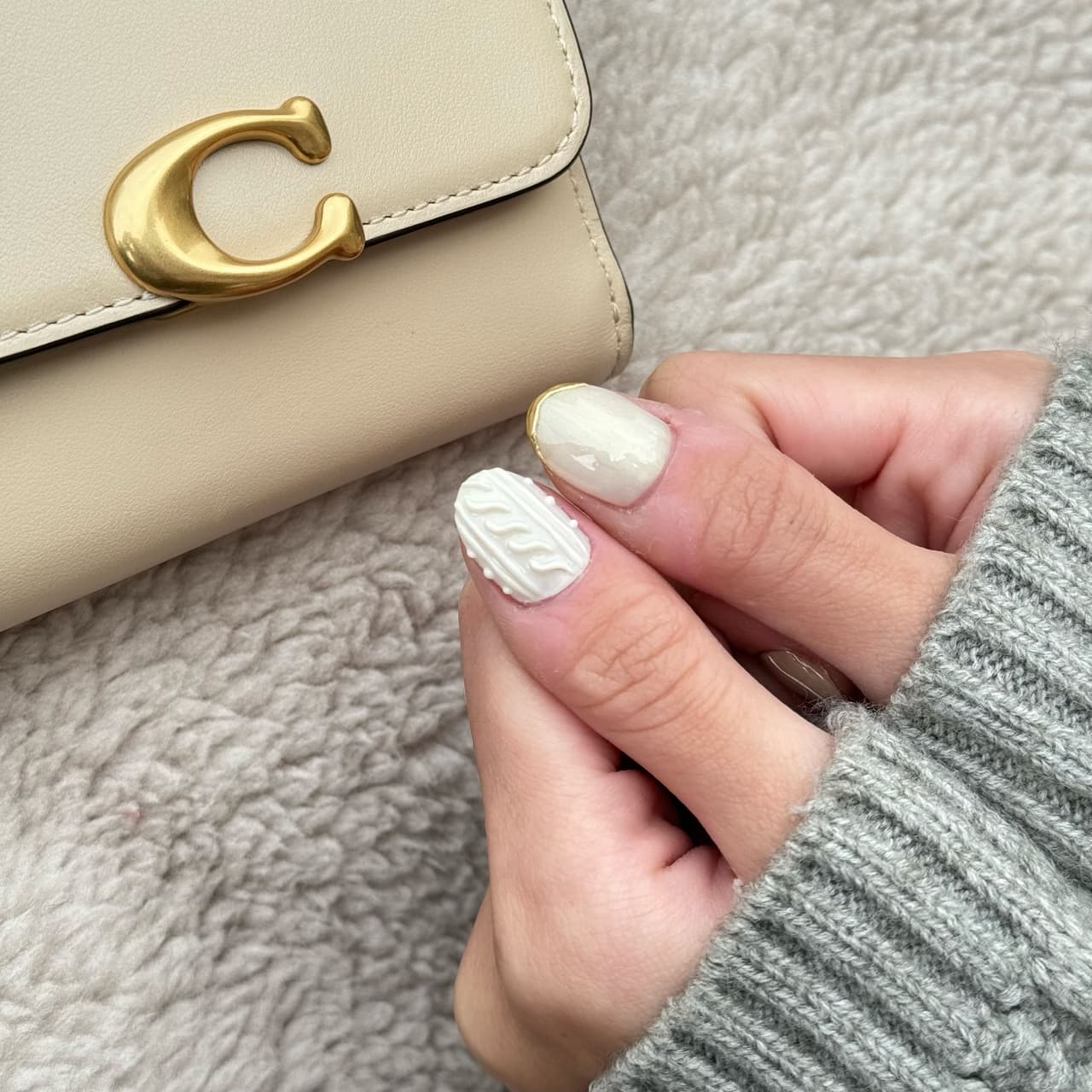 分享 第一次當手模我就已經決定當常客🩷 美甲板 Dcard