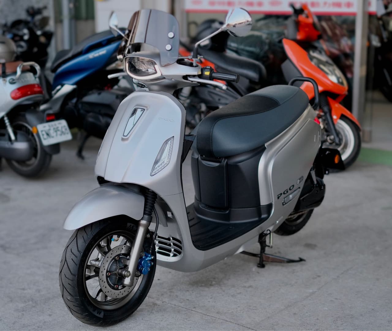 #問題 *已解決 為什麼我的Ur1 音效 不一樣！！ - 機車板 | Dcard