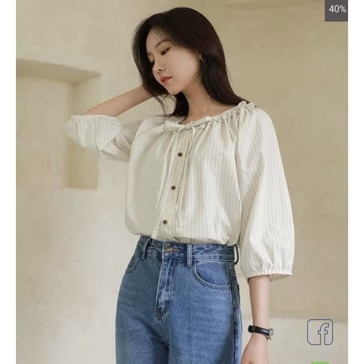#我要賣 JUSTONE 荷葉邊領綁帶直條紋上衣 - 二手交易板 | Dcard