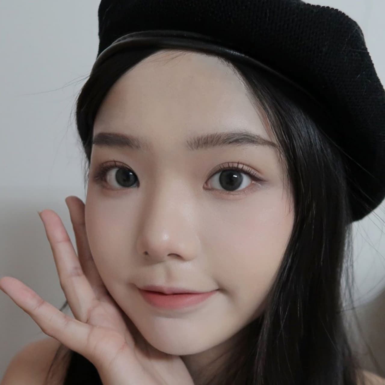 #抽獎 打造自然日系妝容🎀🪞🩰 艾杜紗眼線液筆、液態眉筆 - 小豬豬豬豬 (@qqqqkardashian) | Dcard