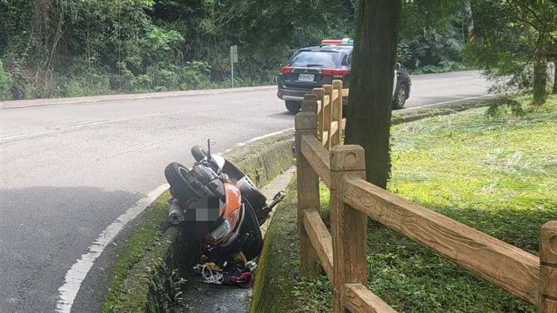 苗栗72歲老翁「暴怒砍3刀」逃亡！他滿身血急送醫 發狂原因曝光 - SETN三立新聞網 (@setn54) | Dcard