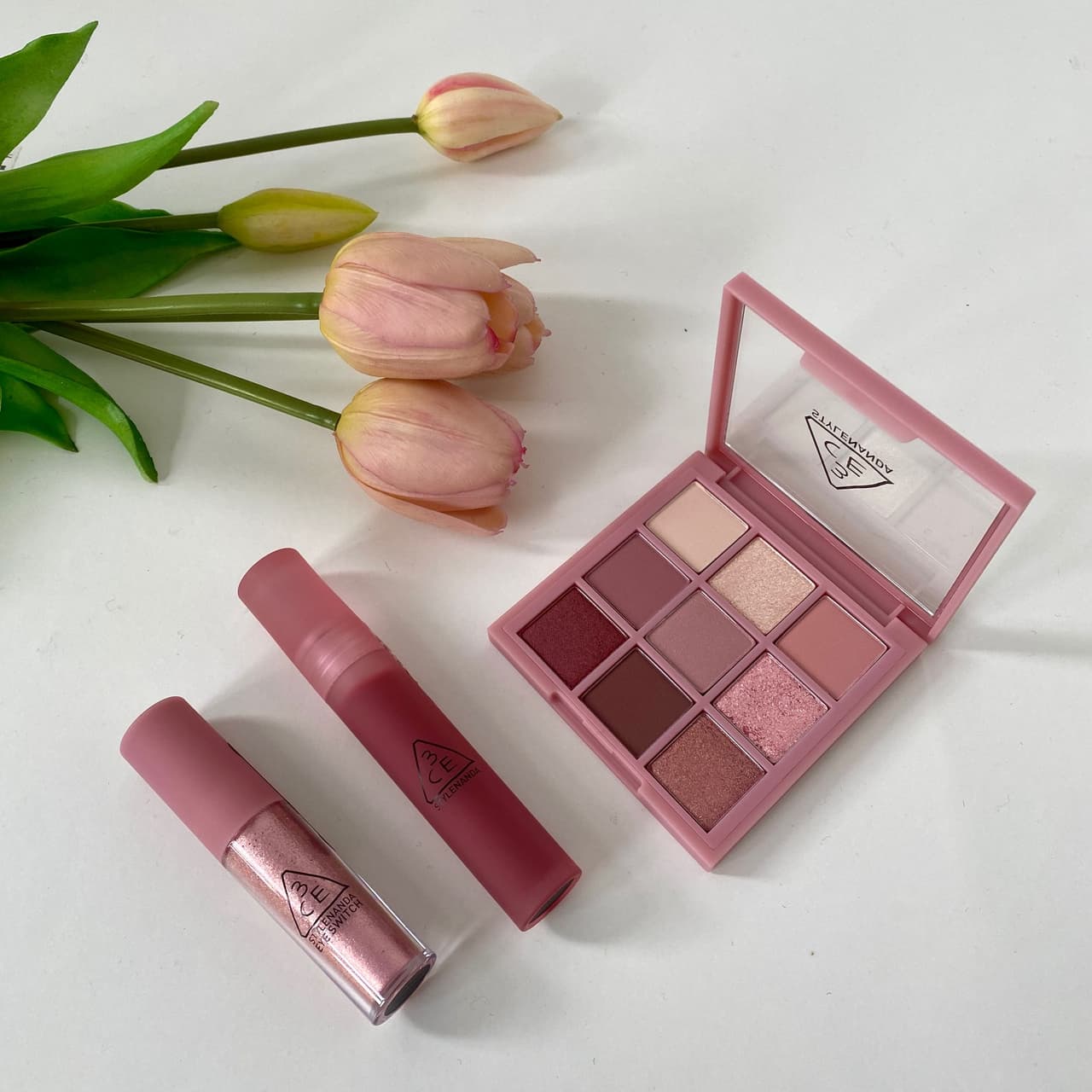 #妝容分享 春暖花開💐薰衣草氛圍妝容🌷3CE SPLIT SECOND EDITION #開箱大使 - 美妝板 | Dcard