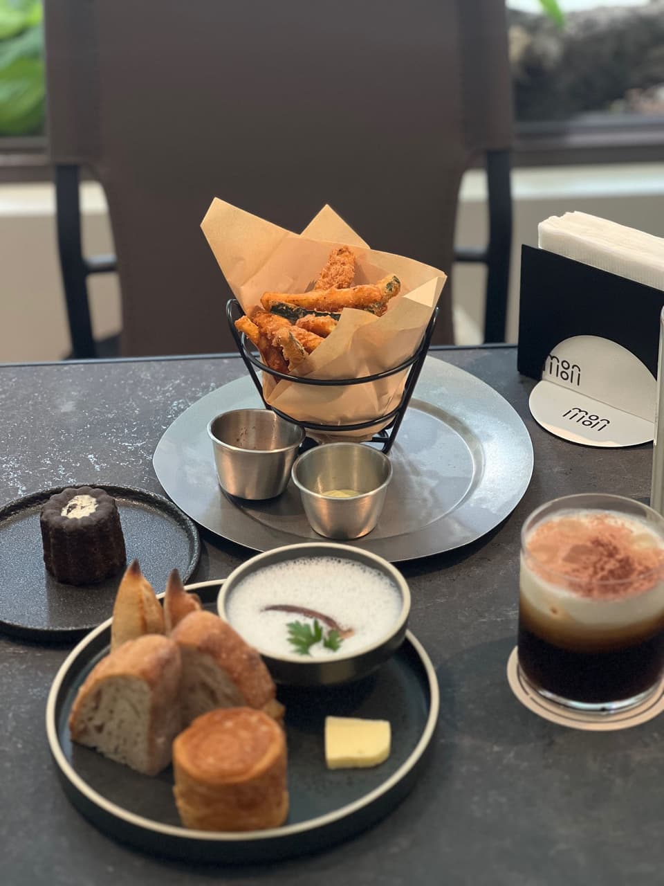 新開幕的厲害咖啡廳｜Moon Baking - 美食板 | Dcard