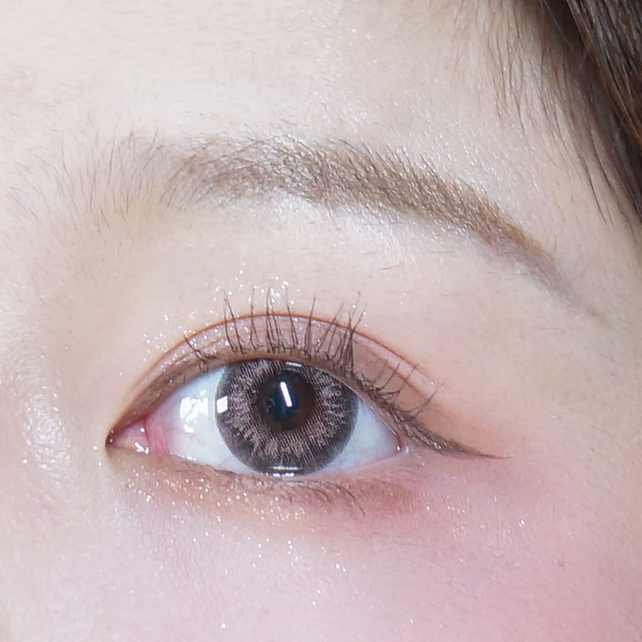 一年四季的女神隱眼讓你百變不煩惱 - Van (@van.vanmake) | Dcard