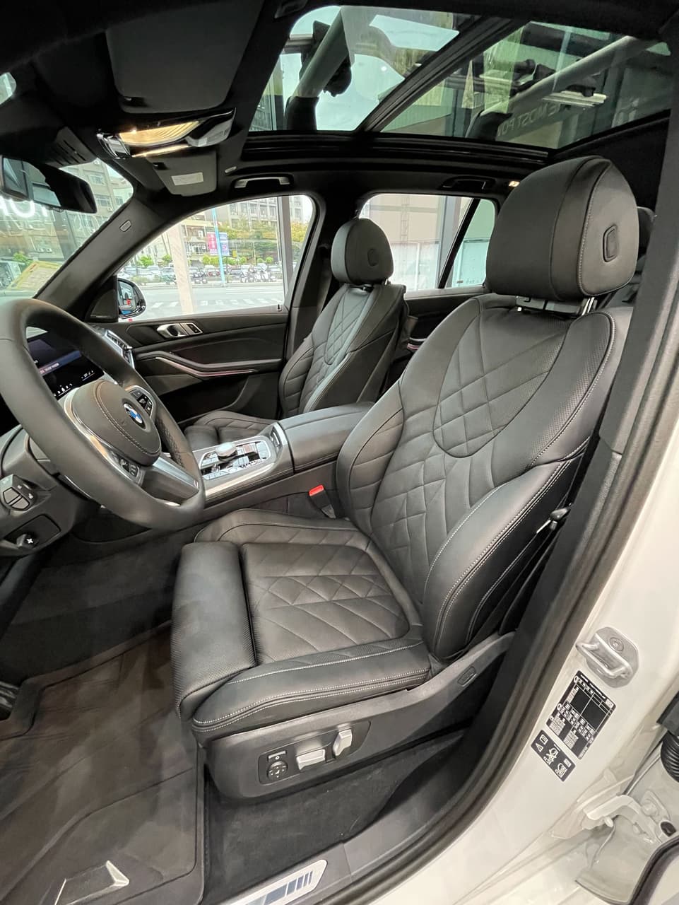 BMW The X5 xDrive40i M Sport - 汽車板 | Dcard