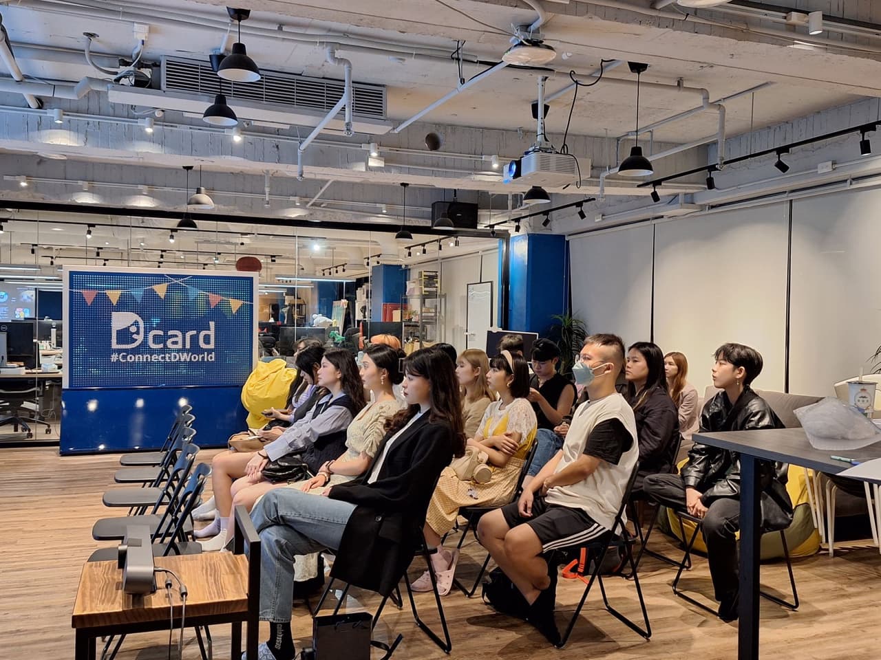 推薦你不用修圖的自拍神器還原美貌ft. Samsung Galaxy A54 5G手機📱 - 3C板 | Dcard