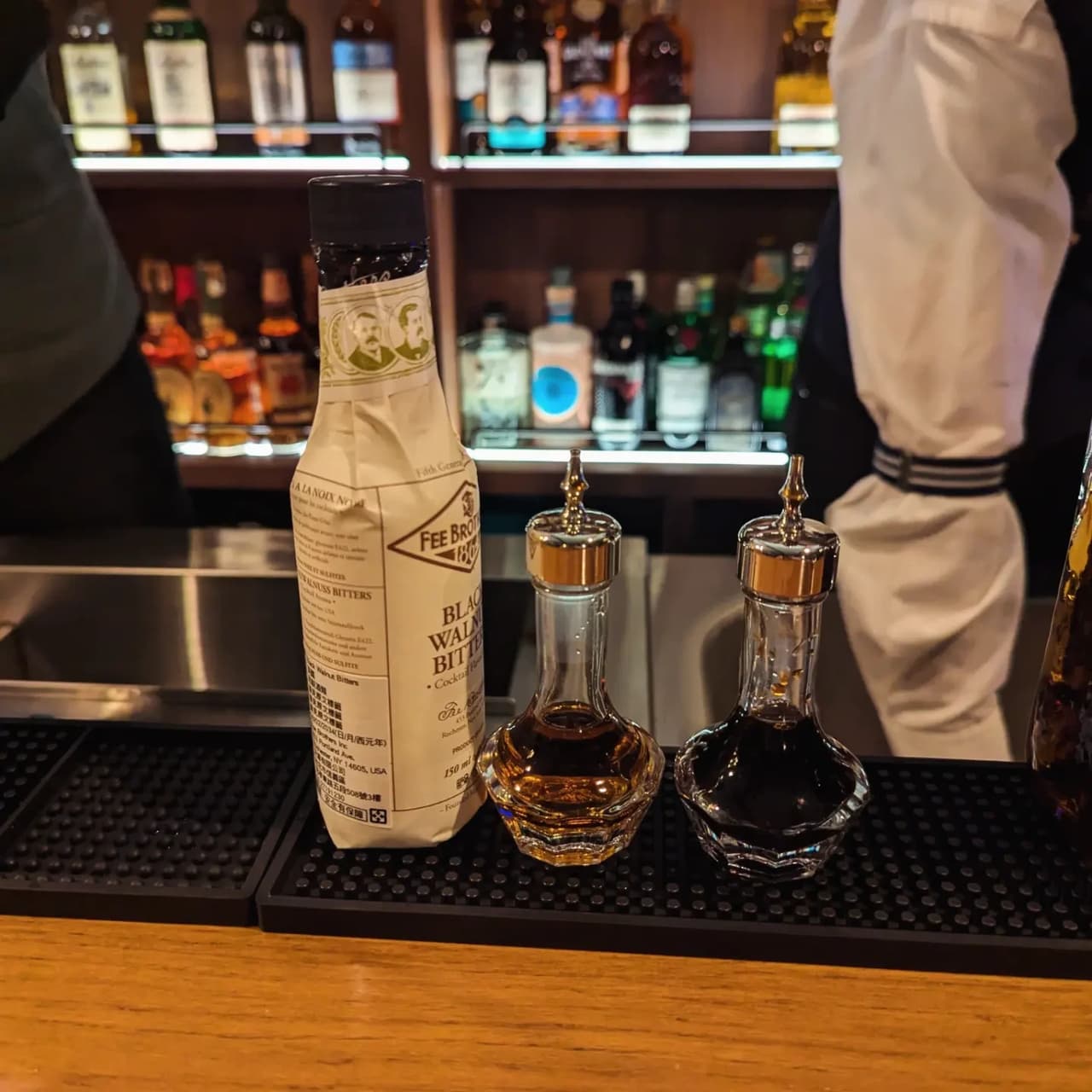 #酒吧探尋 Bar Whiskeen 威士忌專業的高雄酒吧 - 品酒板 | Dcard