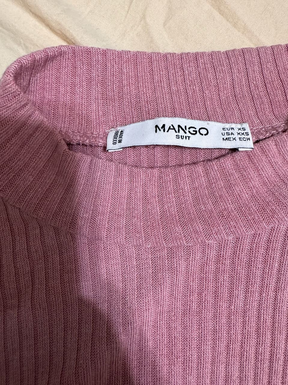 #我要賣 INGNI全新立領扭結編織上衣、Mango&MO-BO年前衣櫃大出清 - 二手交易板 | Dcard