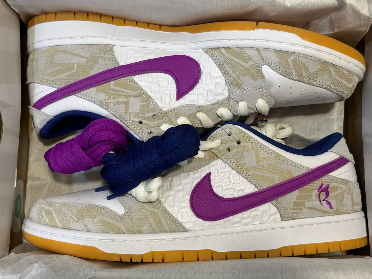 #我要賣 NIKE SB DUNK LOW X Rayssa Leal - 二手交易板 | Dcard