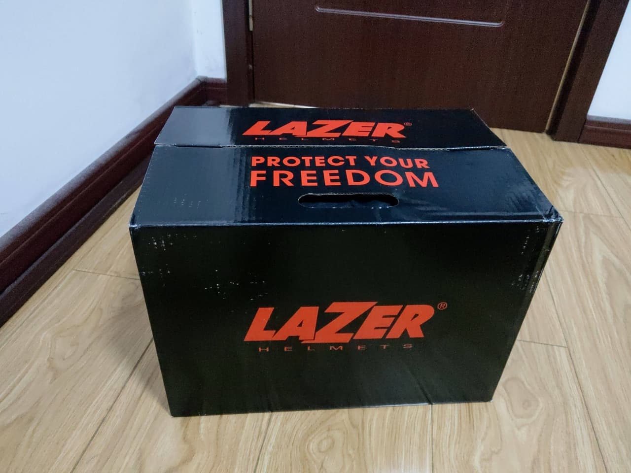 新一代屁孩全罩開箱 - B50 留言 | Dcard