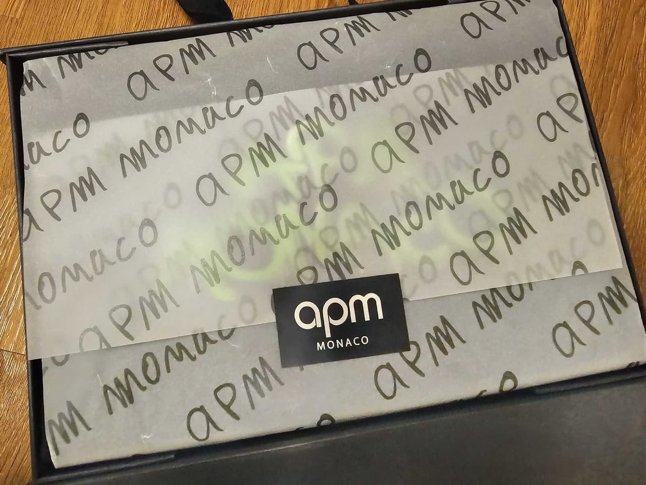 #開箱 迷你APM MONACO塗鴉托特包 - 精品板 | Dcard