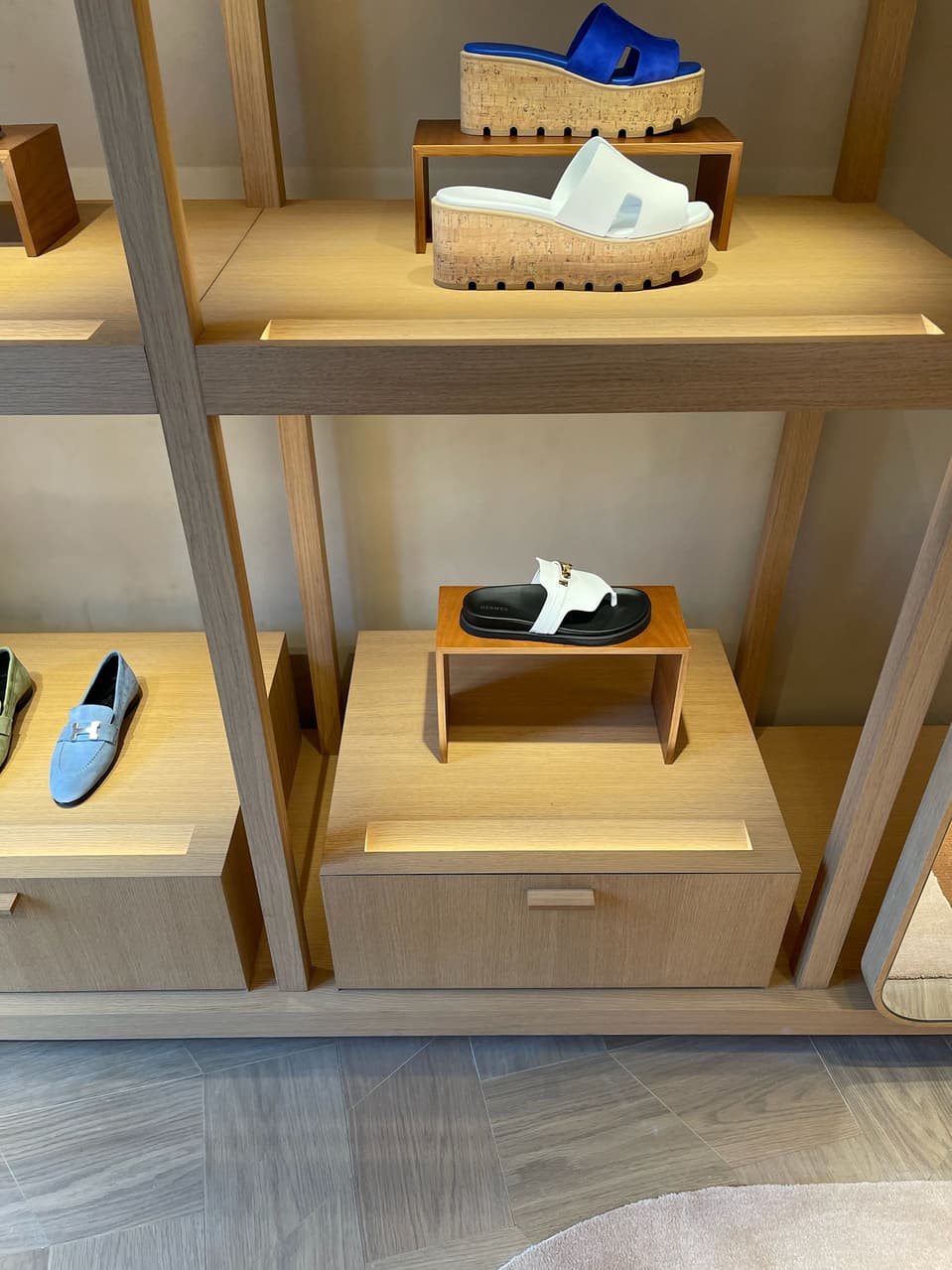 #開箱 Hermes 愛馬仕 mini lindy 跟 最新的kelly move - 精品板 | Dcard