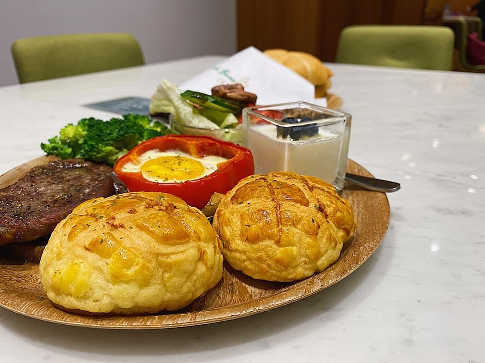 #花蓮食記 魚骨頭fish bone cafe 誠品店 - 美食板 | Dcard