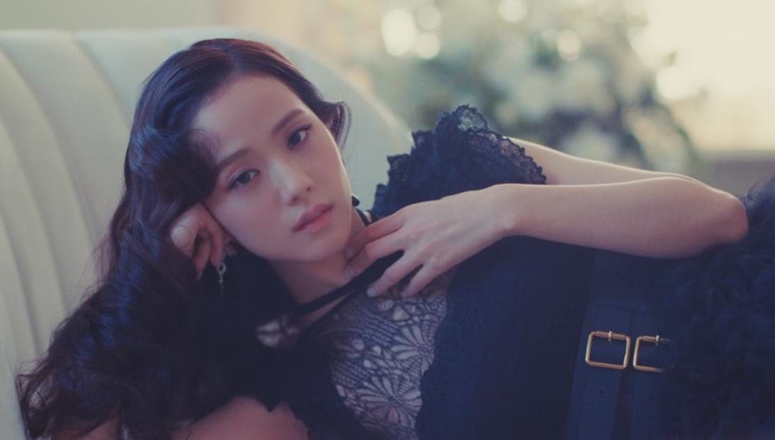 #集中討論 𝐉𝐈𝐒𝐎𝐎首張𝗦𝗼𝗹𝗼專輯｜[𝗠𝗘] - B335 留言 | Dcard