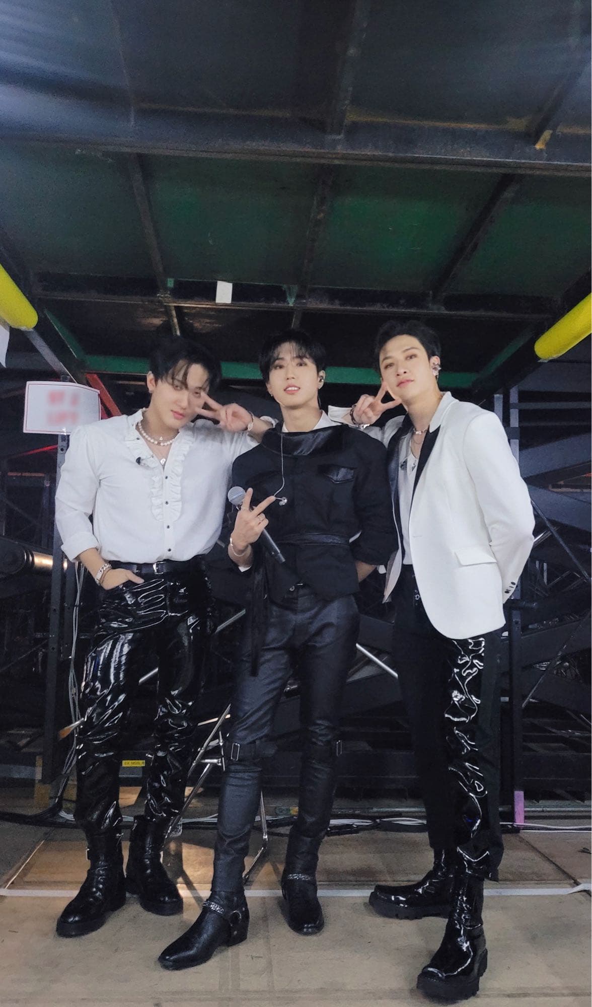 #舞台 3RACHA 開場表演🏆獲獎 The Most Popular Group🌟2022 MAMA 第二天 - Stray Kids板 ...