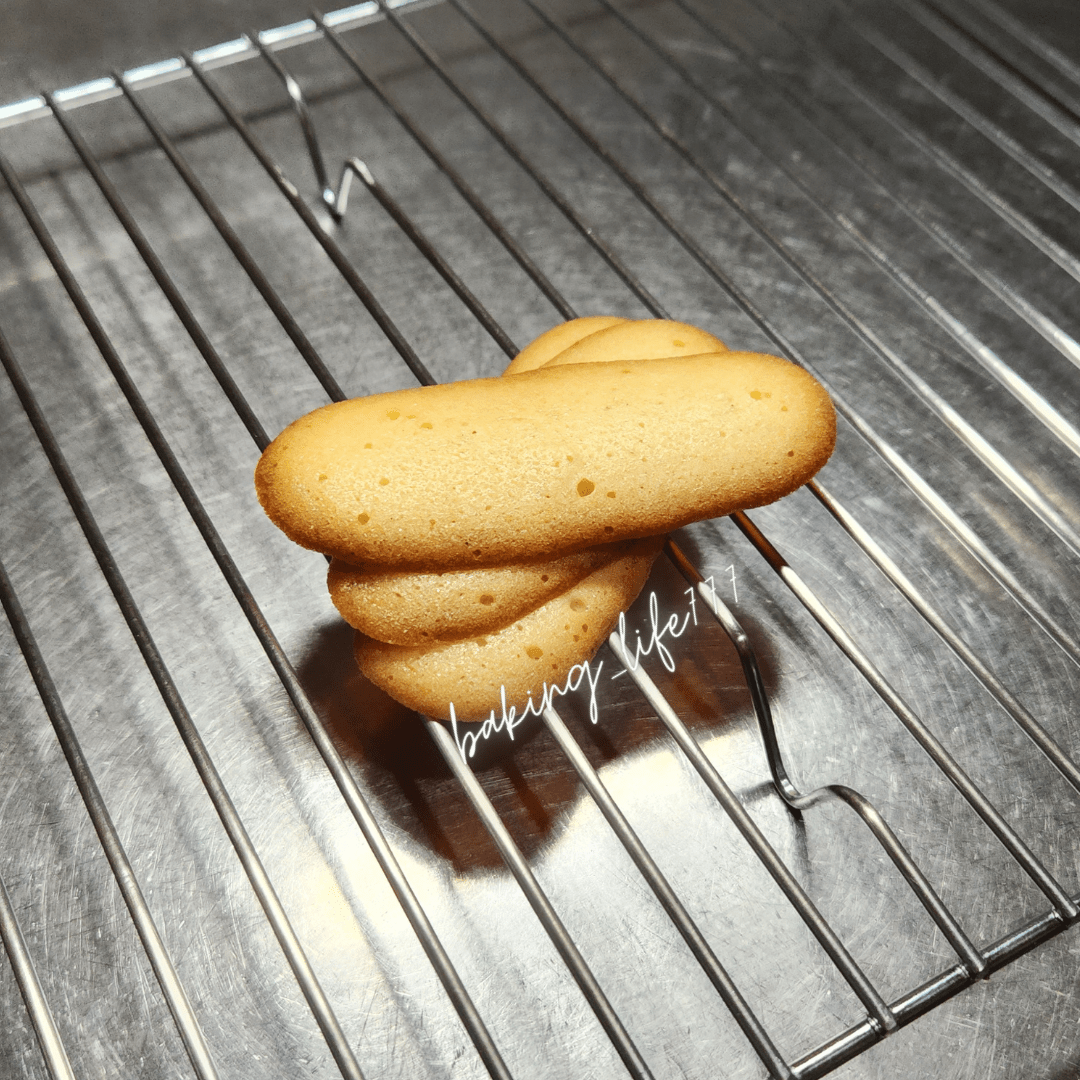 #肝苦世代 尋淨土｜3種極簡烘焙讓你瞬間進入療癒聖殿：平靜自我，找回自己還能享受自己親手做的美食！ - 療癒的烘焙生活 (@baking_life) | Dcard