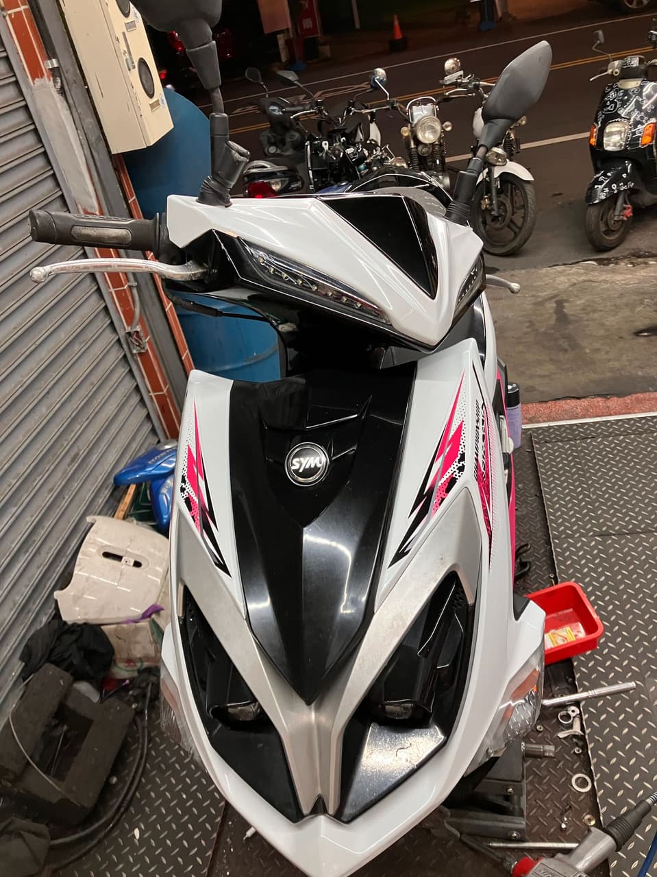 賣jet sr - 慈濟科技大學板 | Dcard