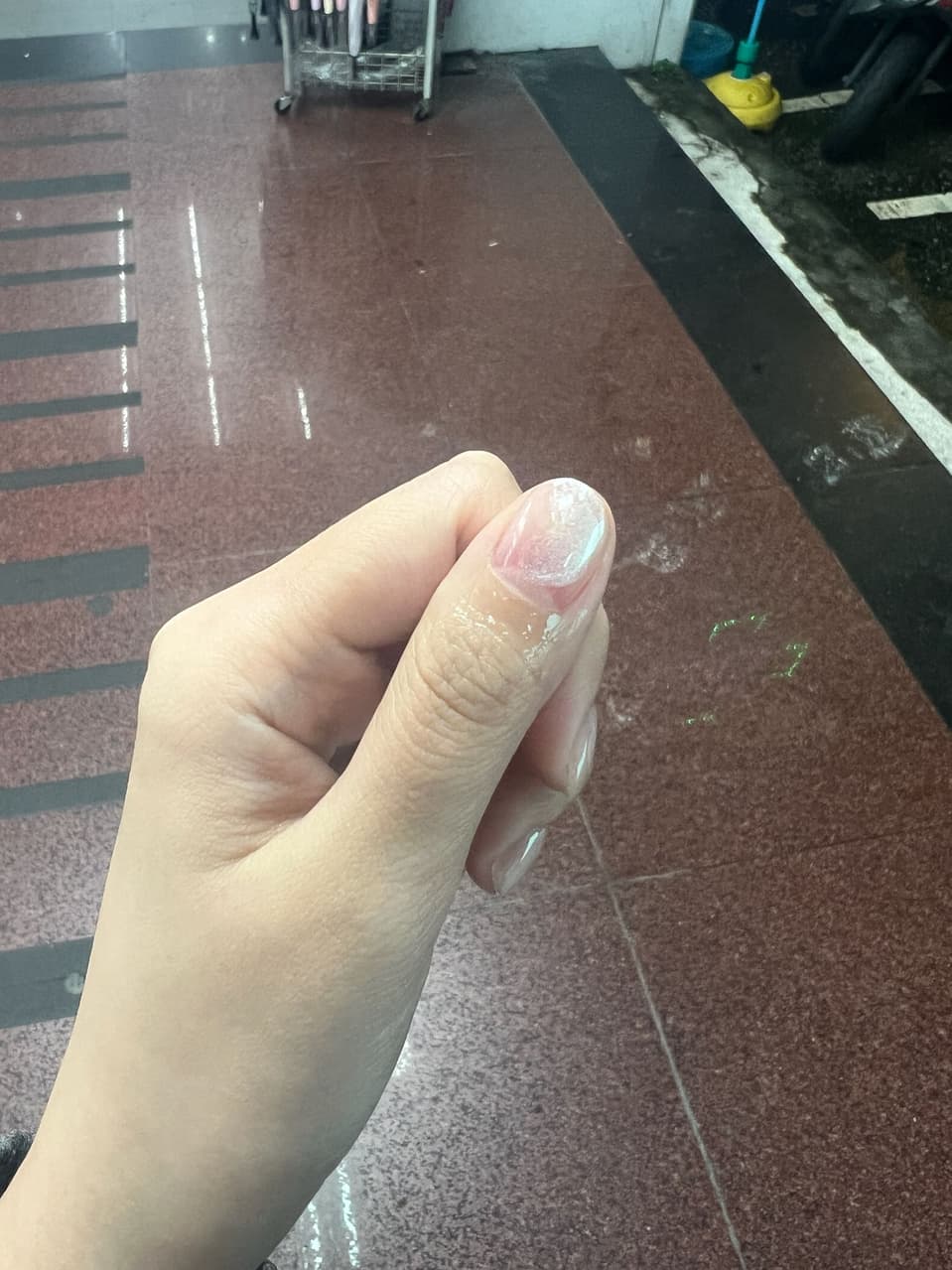 問題 請問做美甲有遇過照燈指甲會痛嗎 美甲板 Dcard