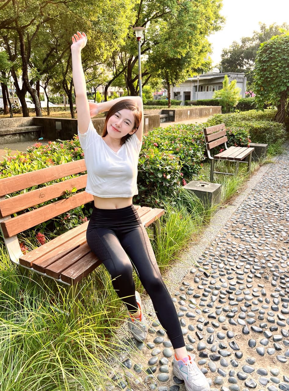 過年後上班活力滿滿～ - 小口丸子 (@eatoooooo) | Dcard