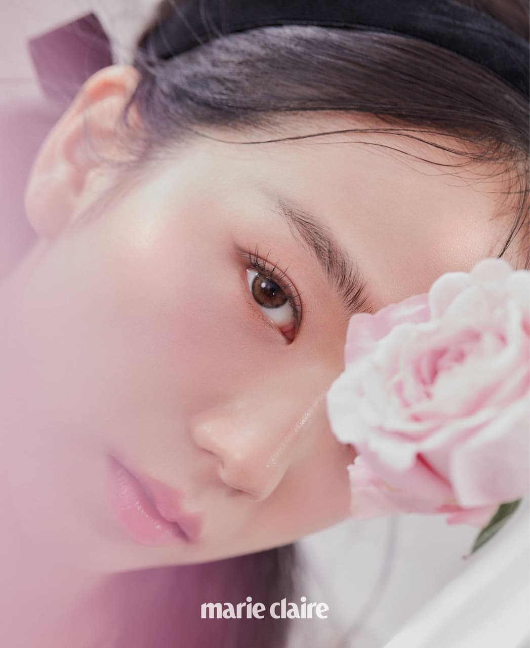 #時尚 JISOO登上韓國《Marie Claire》23年/01月刊封面 - BLACKPINK板 | Dcard