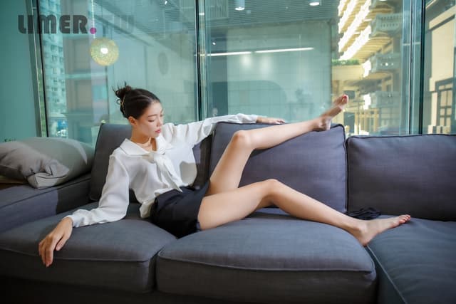 Joy 美腿秘書的居家生活 - limer.tw (@limertw) | Dcard