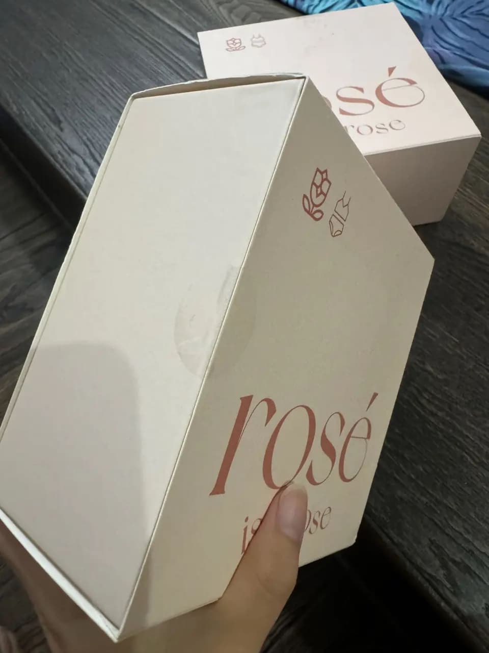 #我要賣 #我要賣 #降價求售 Rosi is a rose - 二手交易板 | Dcard