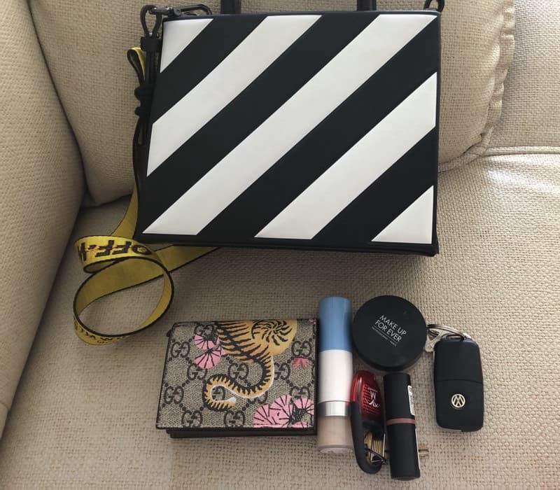 Off-white diagonal small box bag 包包分享 #精品 - 穿搭板 | Dcard