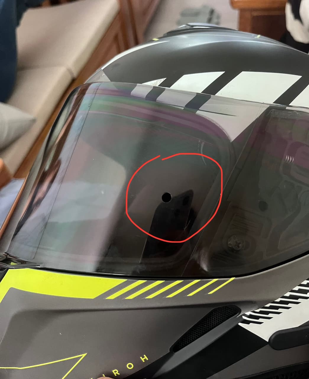 #問題 Airoh spark鏡片 - 機車板 | Dcard