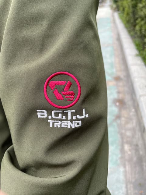 請益 有哪位大大知道這什麼品牌啊 穿搭板 Dcard