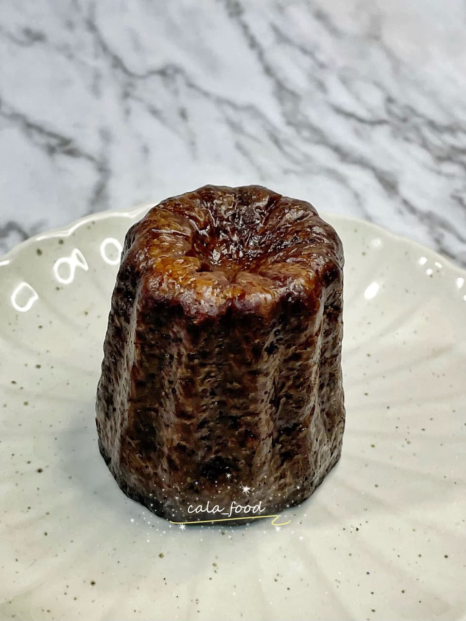 全家「大」可麗露我買到啦！👀 超夯新品🔥 - cala (@cala_food) | Dcard